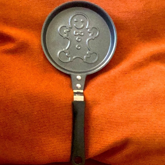 Kitchen | Mini Gingerbread Man Pancake Skillet Never Been Used | Poshmark